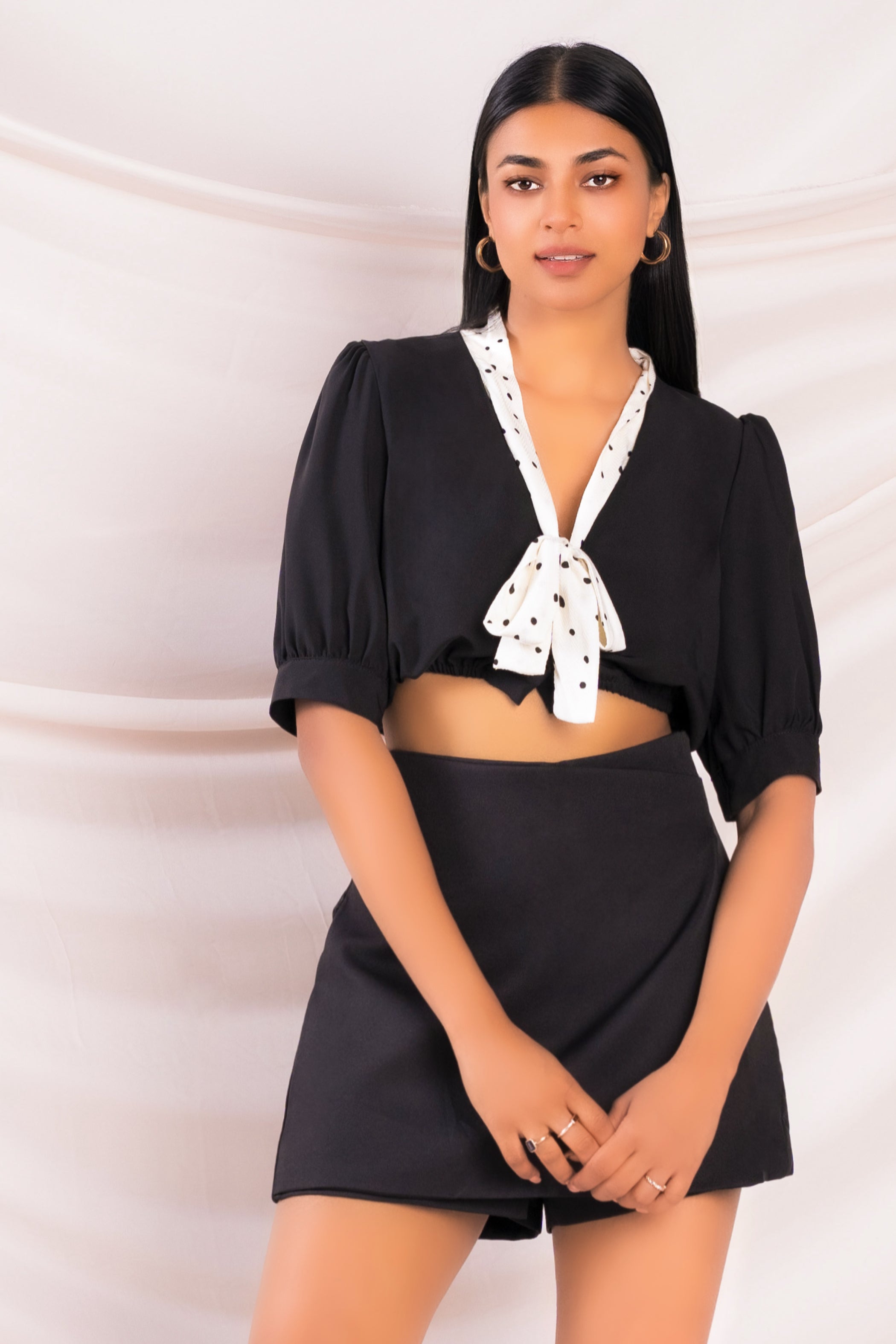 Black Contrast Tie Detail Crop Top Mondy78